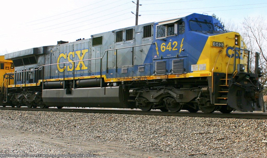 CSX 642